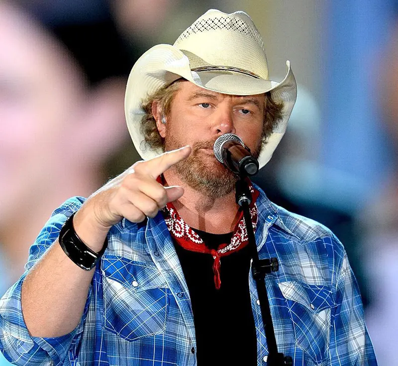 Toby Keith – Who’s That Man – OldiesSong