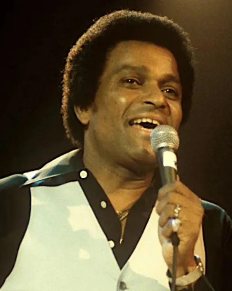 Charley Pride – Green, Green Grass Of Home – OldiesSong