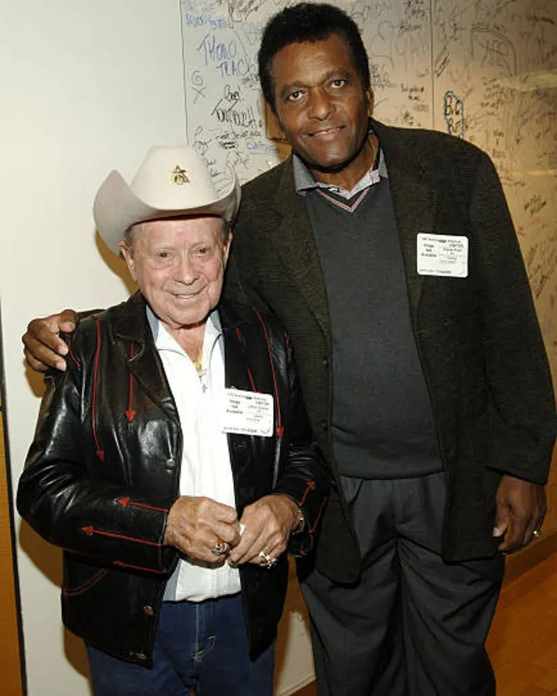 Charley Pride – Miller’s Cave – OldiesSong